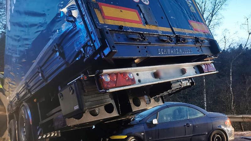 A3 bei Passau nach schwerem Unfall über Stunden gesperrt