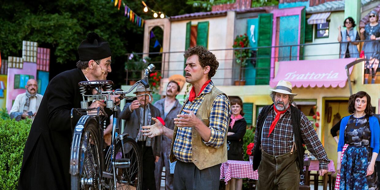 Wie Matthias Straub „Don Camillo und Peppone“ auf die Freilicht-Bühne ...