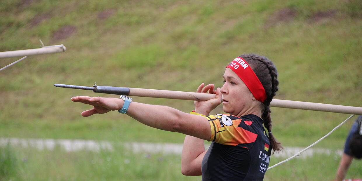 Sophia Grimm aus Forchheim siegt beim Spartan Race in Kulmbach