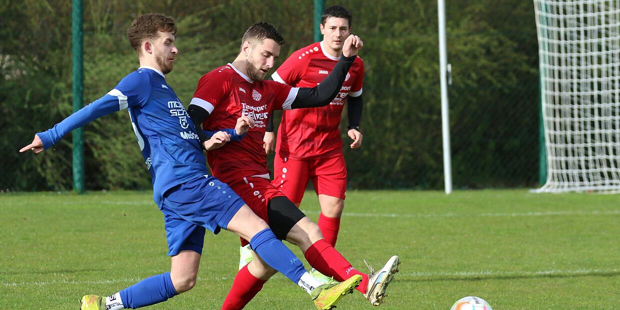 Der Abstiegskampf spitzt sich zu: In der Kreisliga Würzburg 1 wird es ...