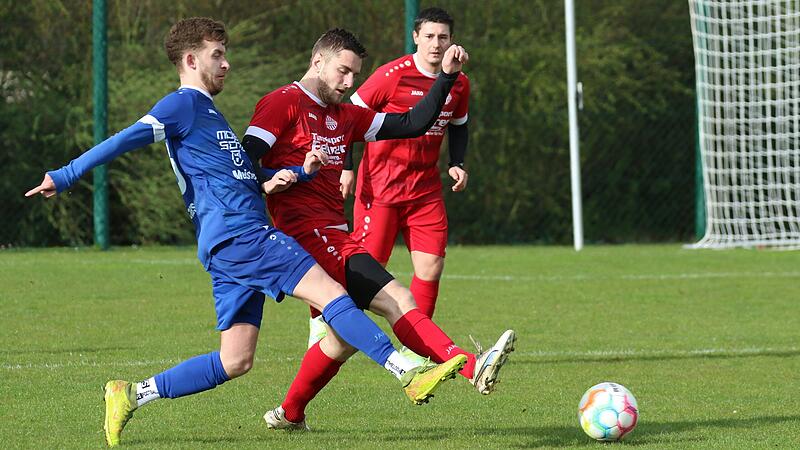 Der Abstiegskampf spitzt sich zu: In der Kreisliga Würzburg 1 wird es ...
