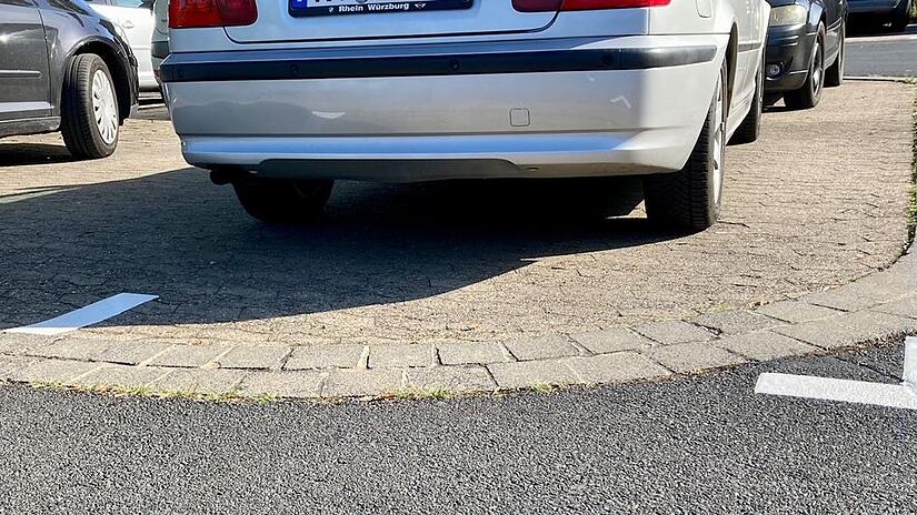 Parken Nur In Weiss Markierten Flchen