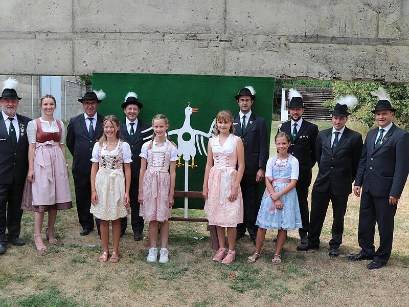 Kronacher Freischießen 2022: Vogelkönig ist Julius Barnickel und ...