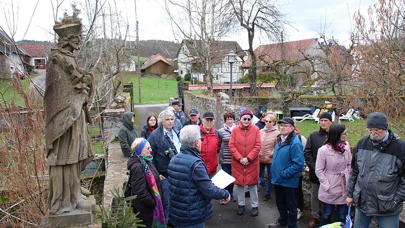 Werner Ziegert forscht zum Wasserschloss von Windheim