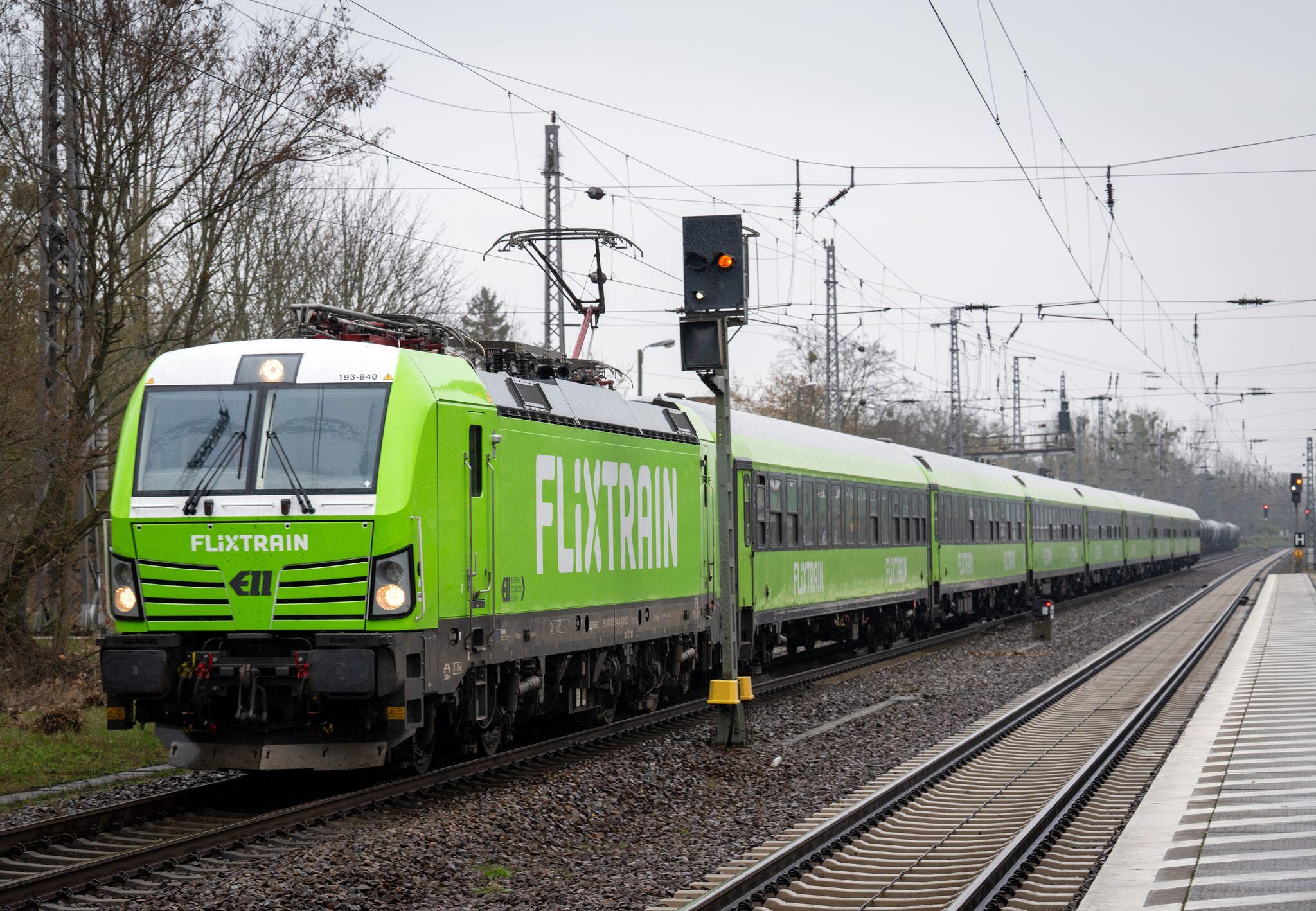 Mehr Verbindungen - Flixtrain baut Fernzug-Angebot aus