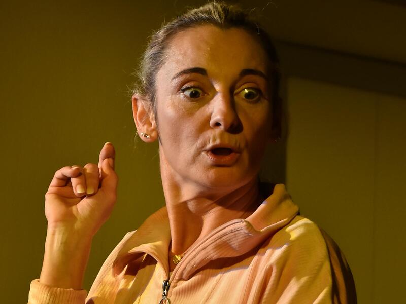 Mit der Premiere von „Shirley Valentine“ bietet das Schlosstheater Thurnau echten Genuss