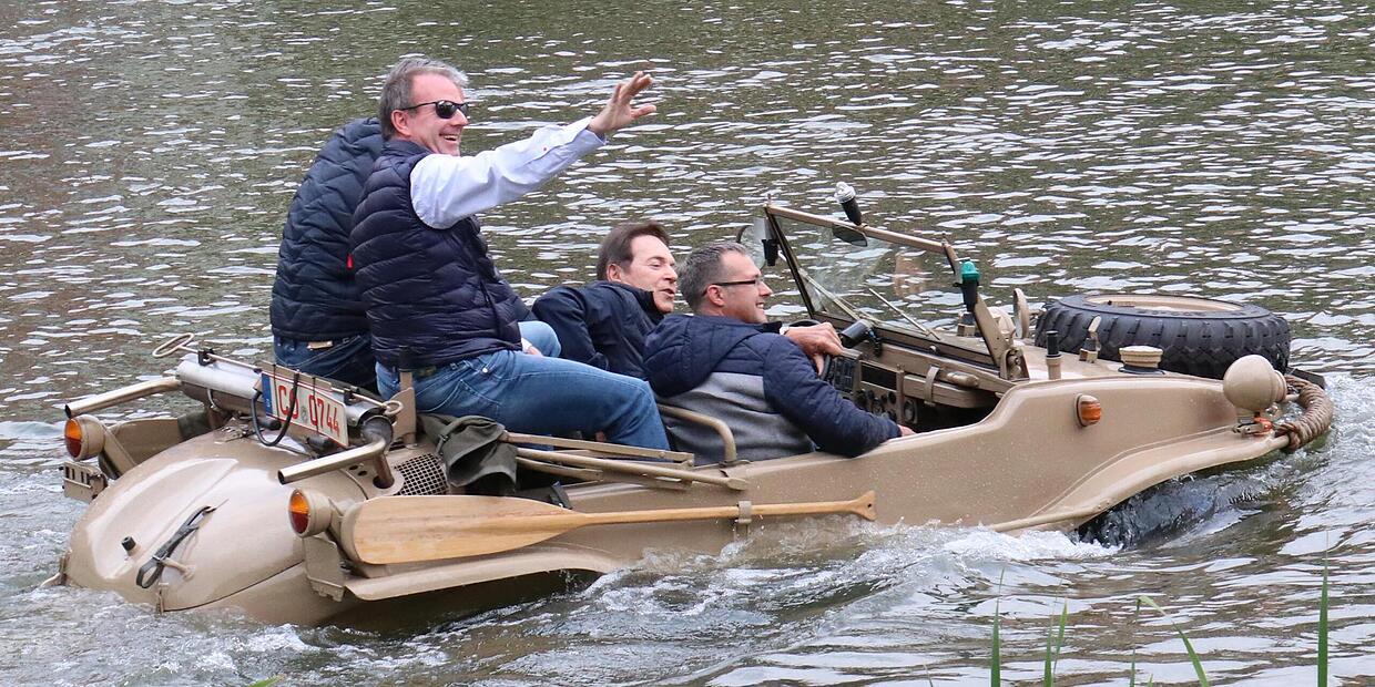 Michael Stoschek von Brose fährt nicht im Amphibienfahrzeug zur ...