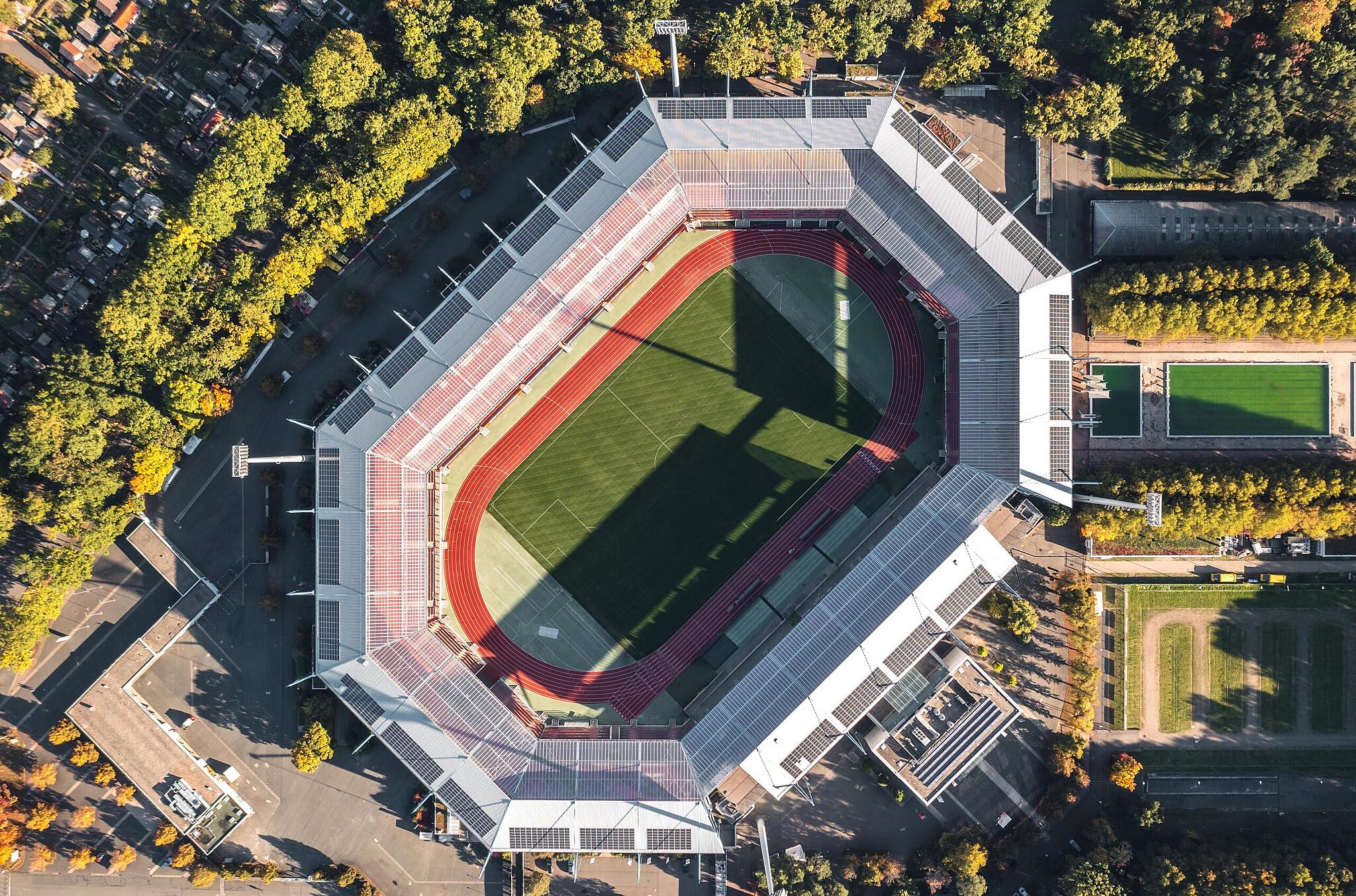 Max-Morlock-Stadion in Nürnberg: Sanierung oder Teilneubau?