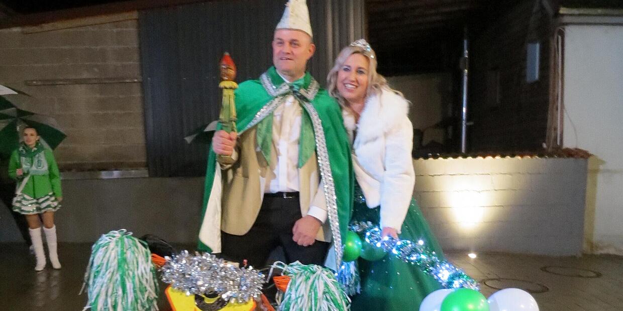 Rathaussturm in Euerdorf: Die Narren der EU-KA-GE ließen sich vom Regen ...