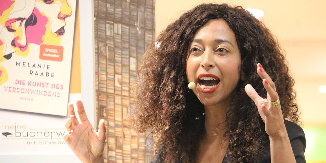 Melanie Raabe liest beim Bamberger Literaturfestival aus dem Roman Die ...