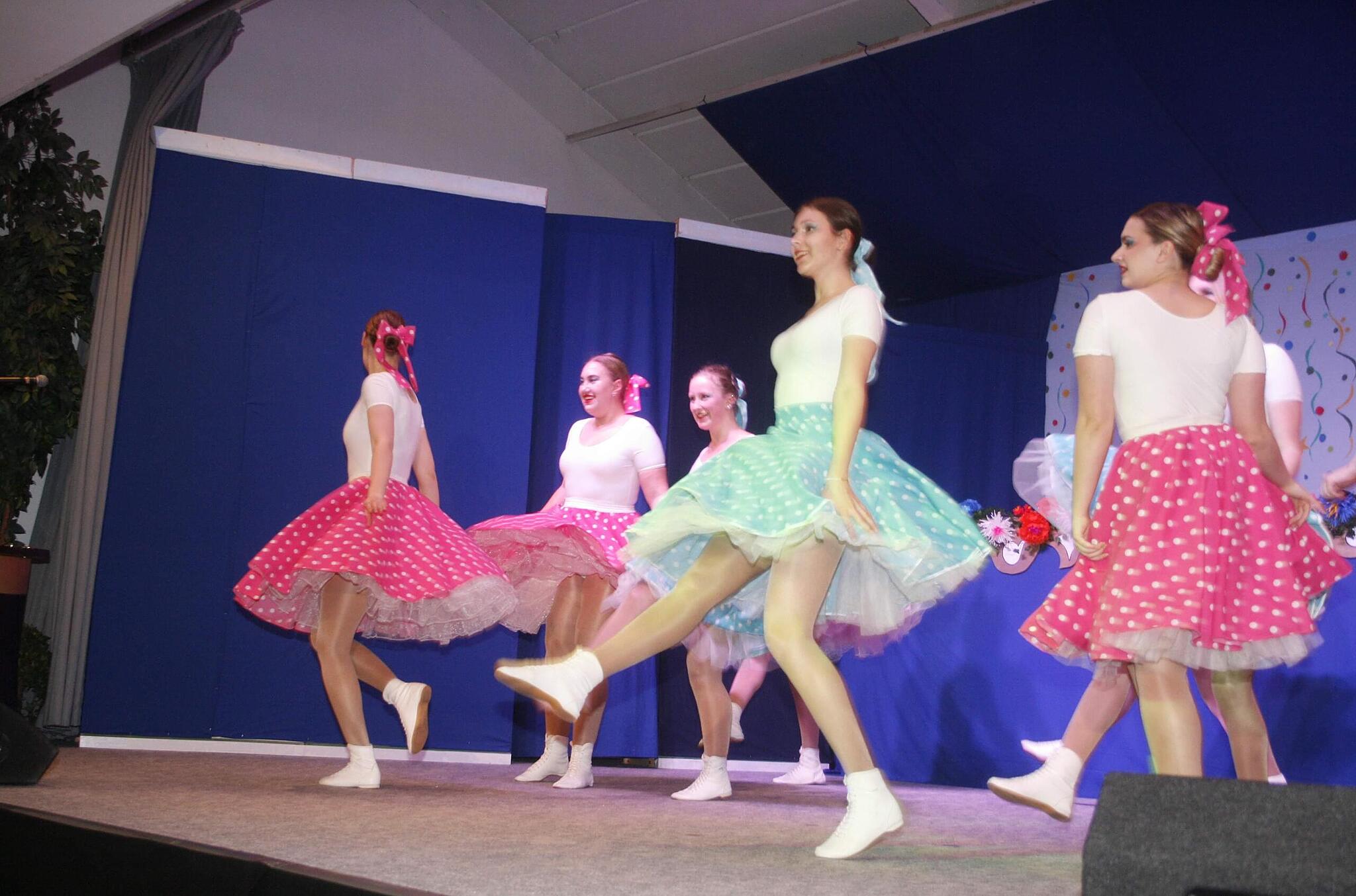 Kurzweilige Prunksitzung der Faschingsvereinigung Meeder im Landkreis ...