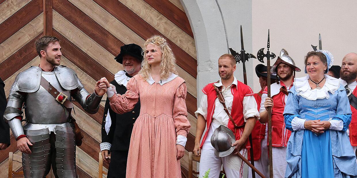 Erste Aufführung vom Heimatspiel Schutzfrau von Münnerstadt lässt das ...