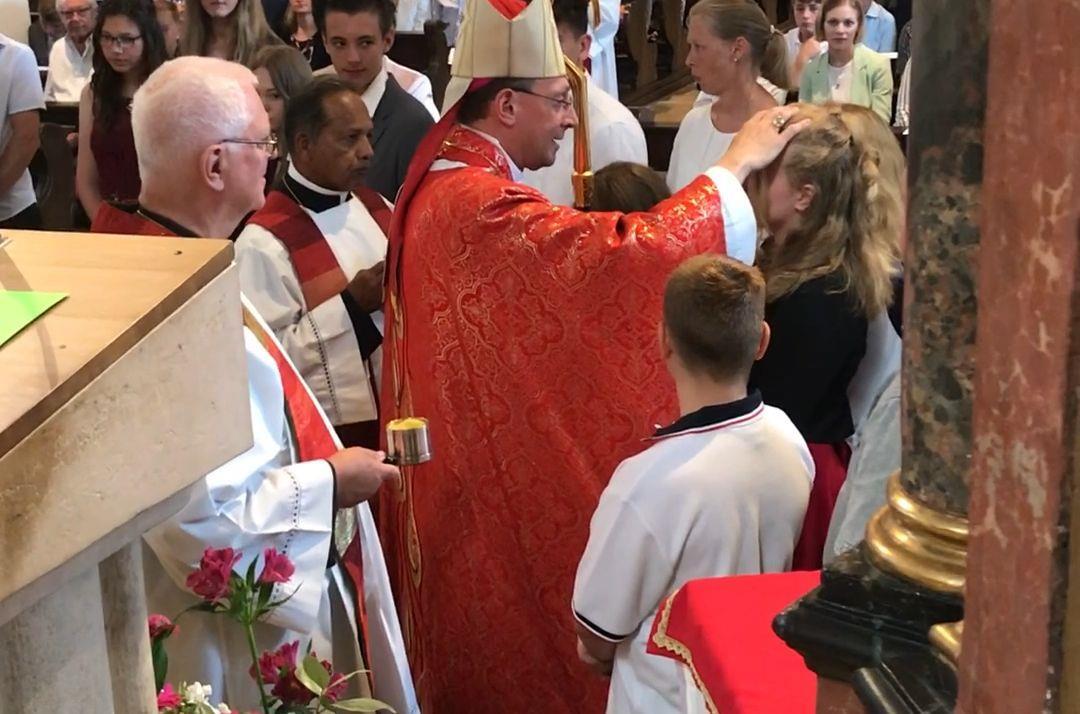 Firmung in Höchstadt mit Weihbischof Herwig Gössl