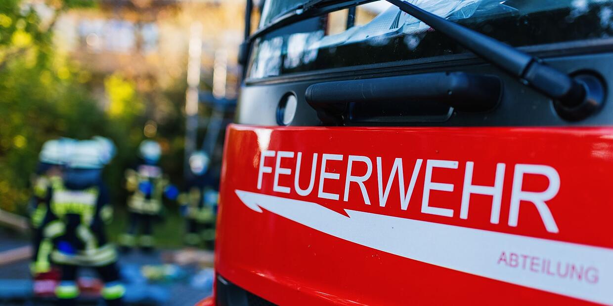 Mensch stirbt bei Brand eines Einfamilienhauses