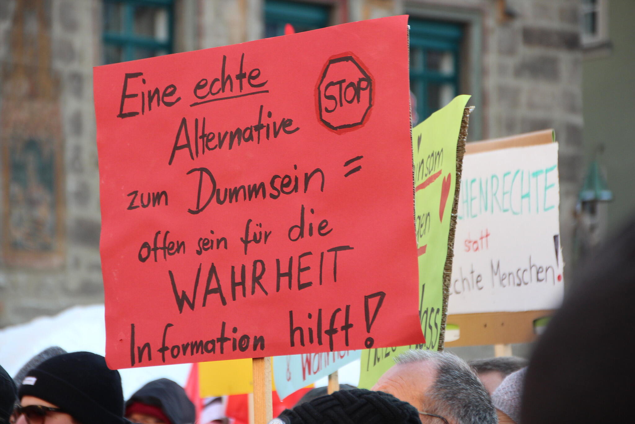 Mehr als 4000 Teilnehmer bei Demo gegen AfD und Rechts in Coburg