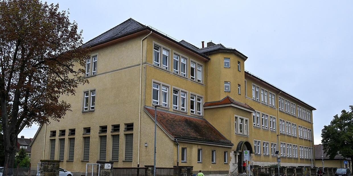 Rupprechtschule, Kaulbergschule, Blaue Schule marode: Warten auf ...