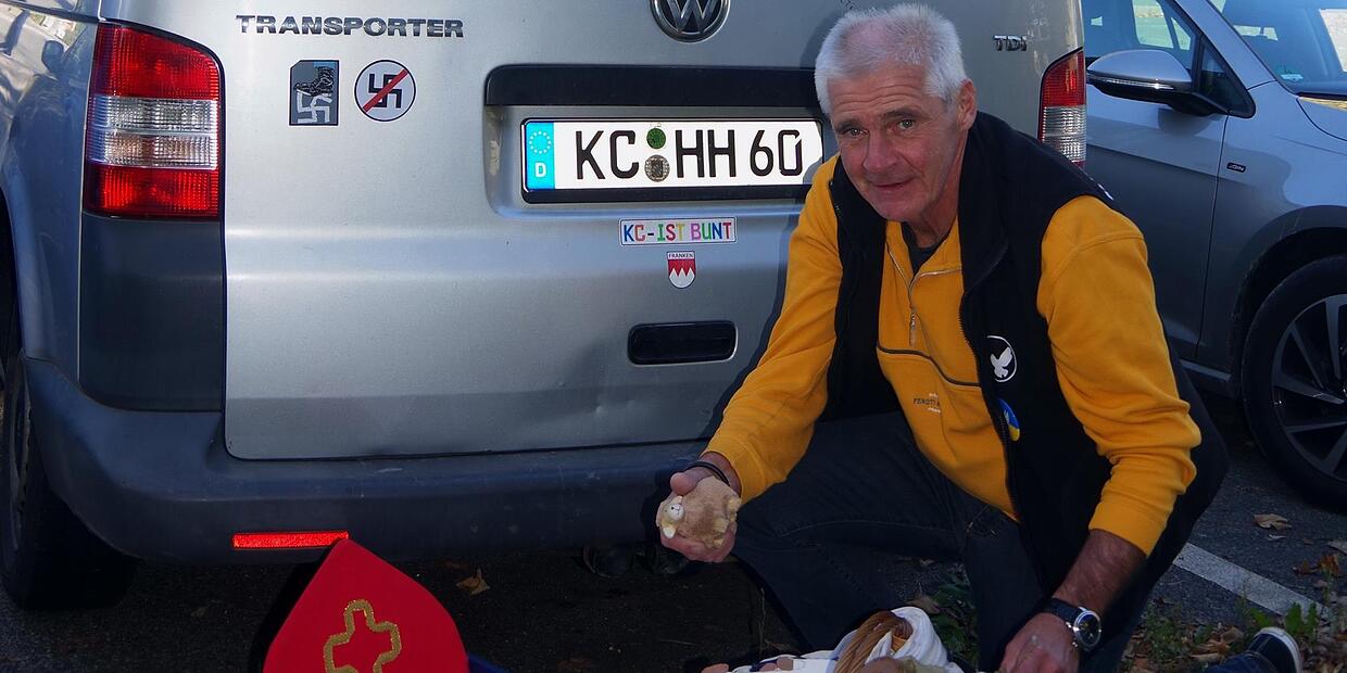 Tom Sauer tut als Nikolaus im Kreis Kronach wieder viel gutes und hat ...