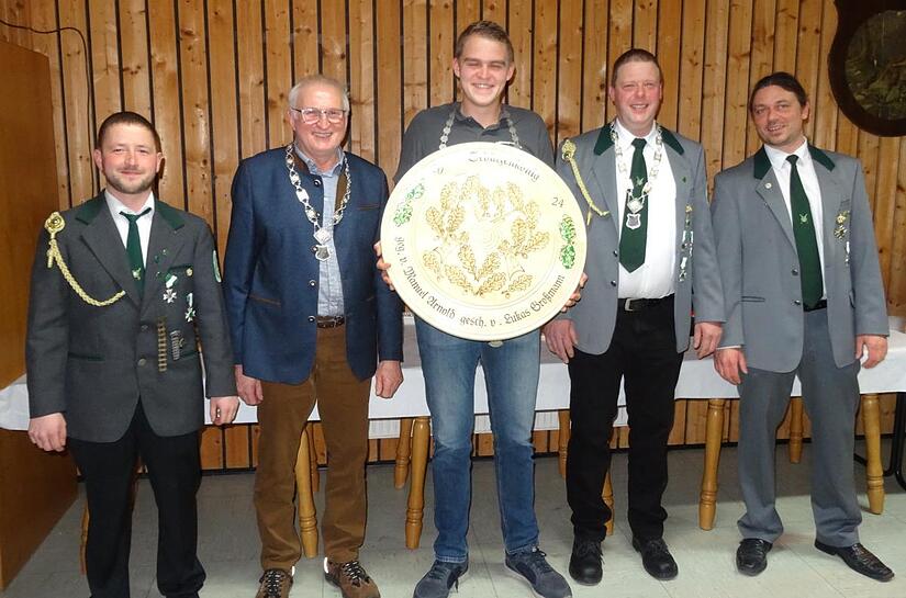 Junkersdorfer Schützen vergeben erstmals eine Ehrenscheibe