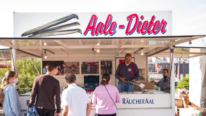 Hamburger Fischmarkt wieder geöffnet