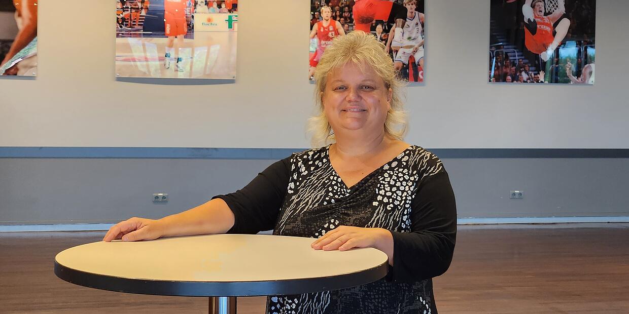 Kurzportrait und Artikel über Ronni Arendt