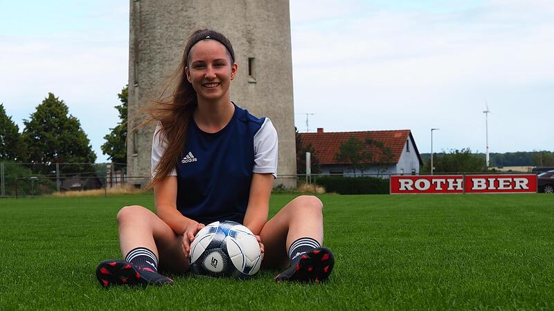 Fußball: Isabell Reck spielt bei den Männern des FV Rannungen in der ...