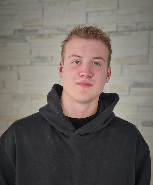 Steilpass: Jonas Büttner aus Wirmsthal spielt Basketball bei der SG Oerlenbach/Ebenhausen