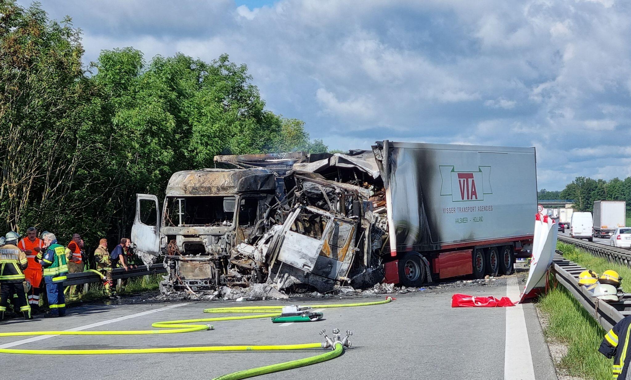 Bei Erlangen: Tödlicher Lkw-Unfall am Stauende auf der A3
