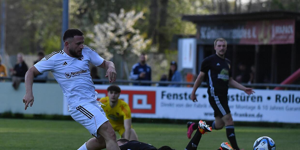 Fußball, Landesliga Nordost: ASV Weisendorf mit wichtigem Sieg