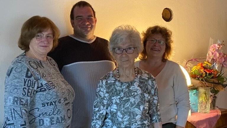 Campen wurde zu ihrer großen Leidenschaft: Karola Fries feierte 85 ...