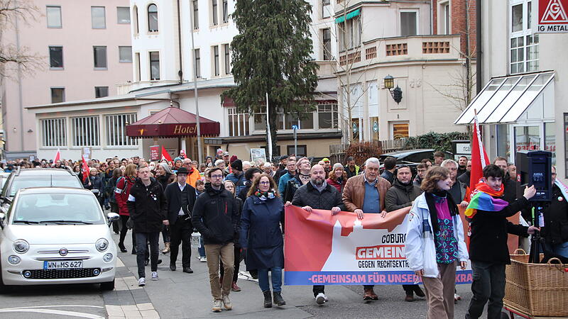 Coburg:Gegendemo zur Impffilm-Veranstaltung der AfD