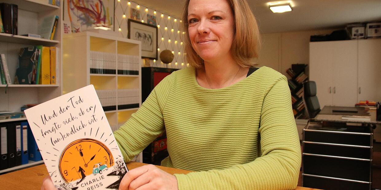 Die Kulmbacher Autorin Charlie Reiß hat ihren ersten Roman veröffentlicht