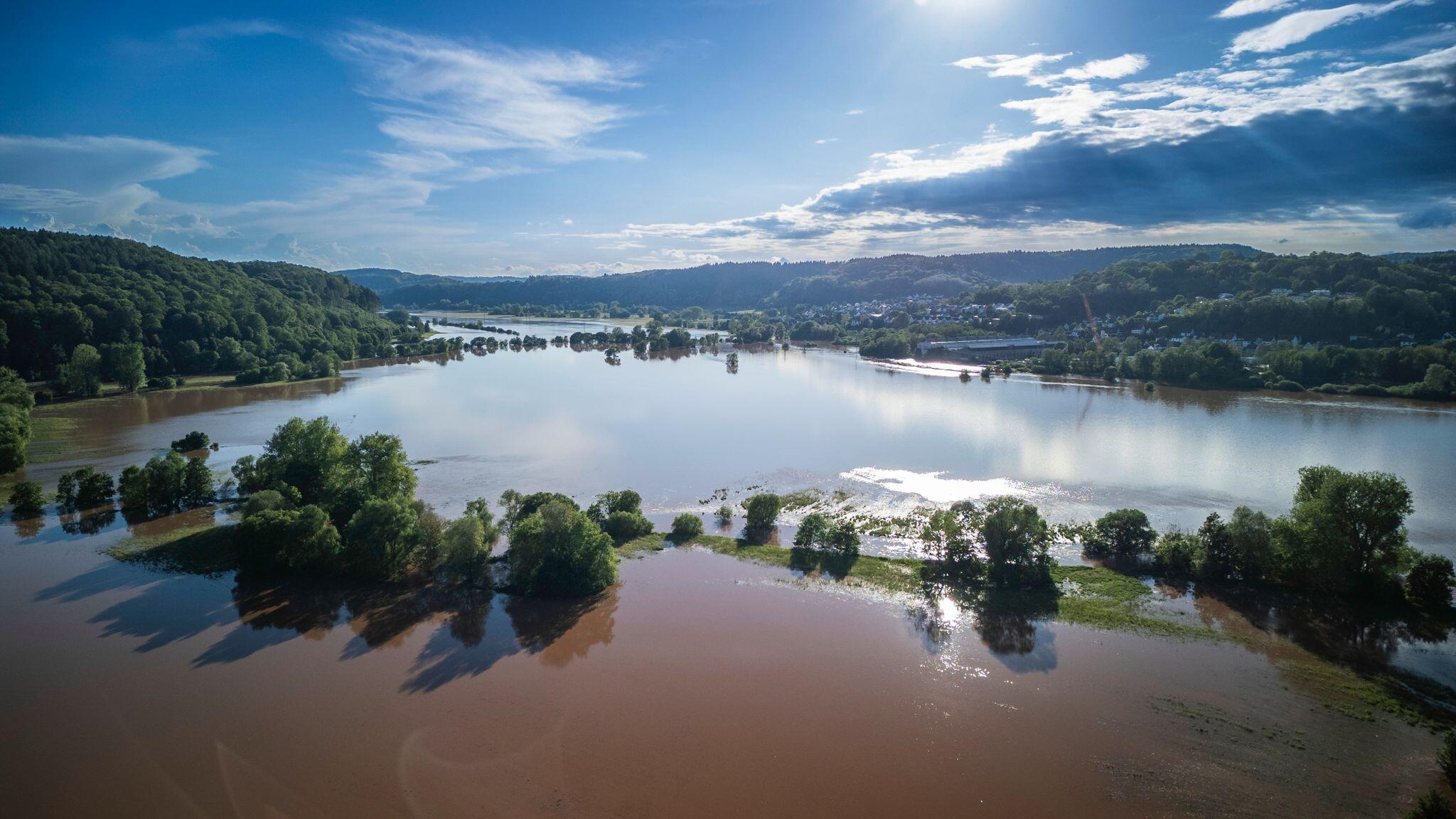 Frau stirbt nach Hochwasser-Rettungseinsatz
