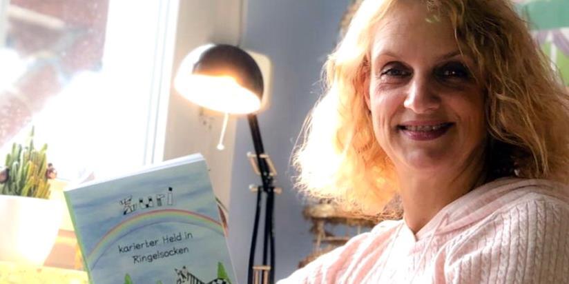 Autorin Simone Bauer aus Au hat ihr erstes Kinderbuch veröffentlicht.