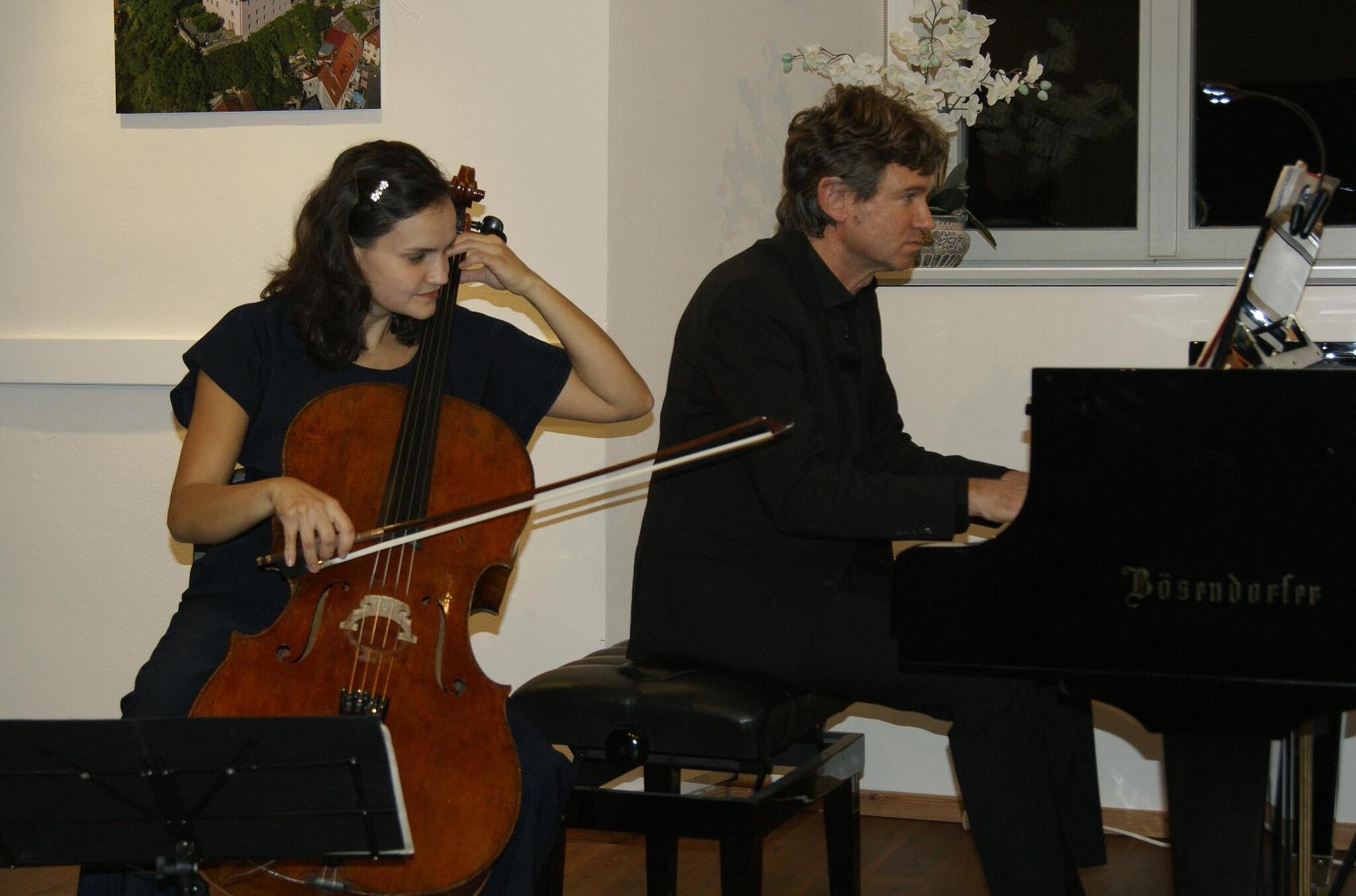 Duo Raphaela Gromes Violoncello Julian Riem Klavier in der Vogtei ...