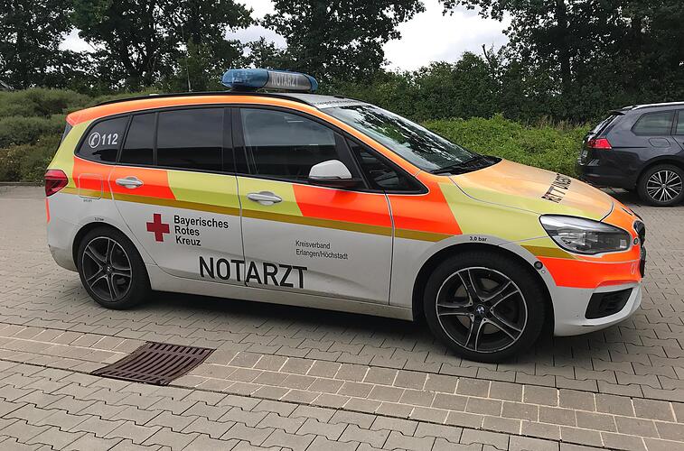 Rettungswesen in ERH: Das ist alles drin im Notarztauto und so viel ...
