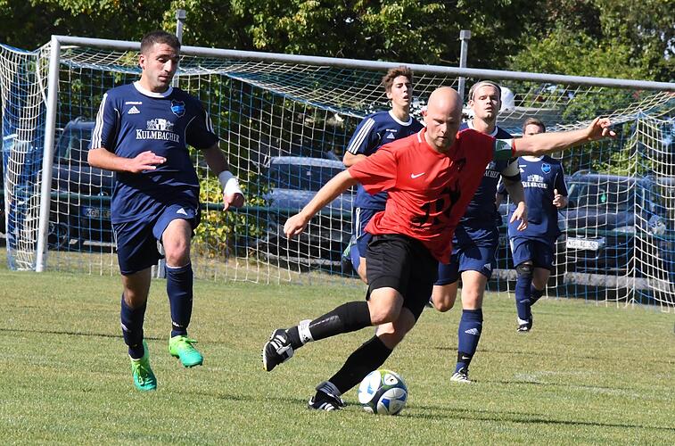 FC WMP Lauertal: Sven Frank löst Stefan Denner beim Fußball ...
