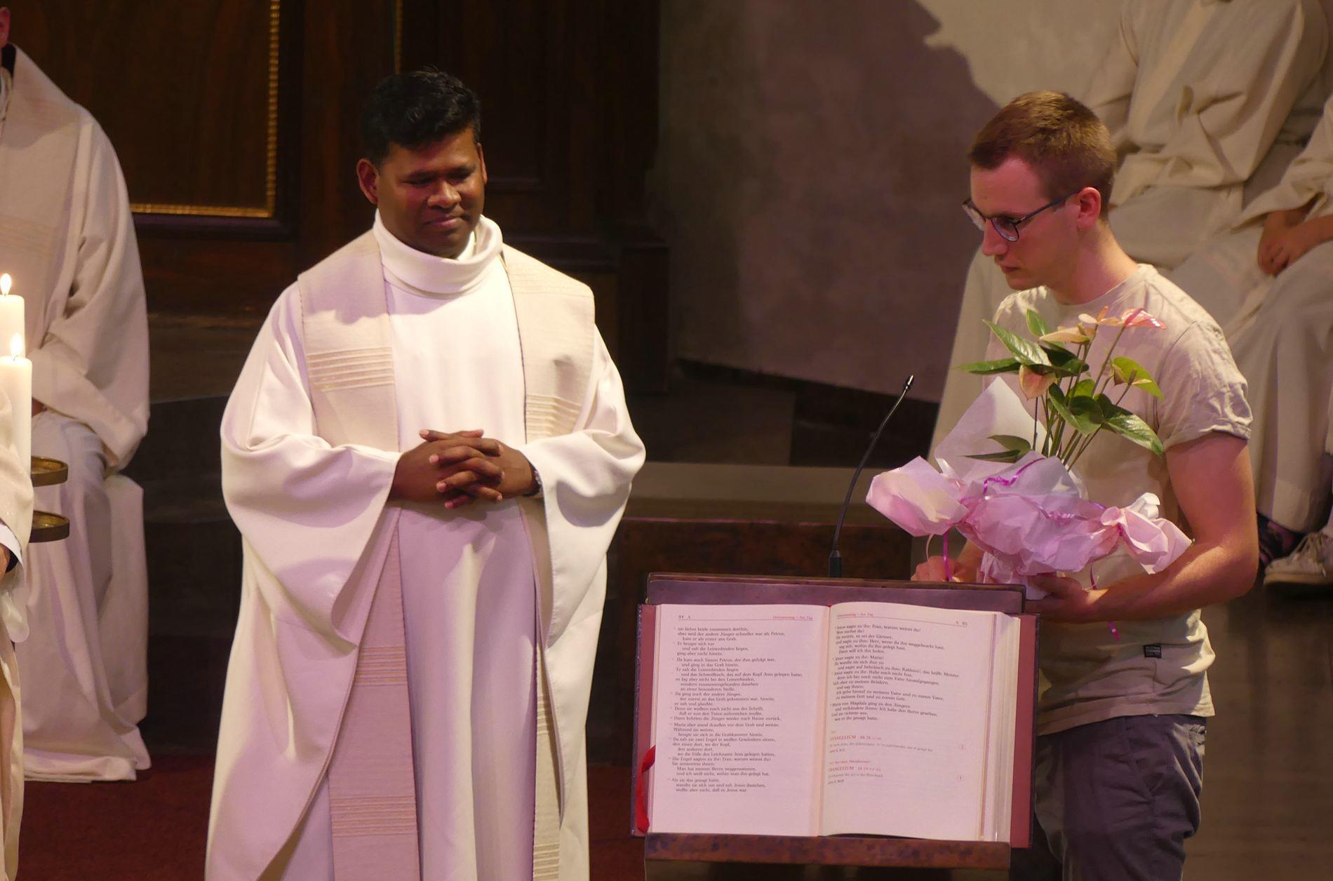 Pfarrei St. Magdalena in Herzogenaurach: Abschied von Kaplan Pradeep Tirkey