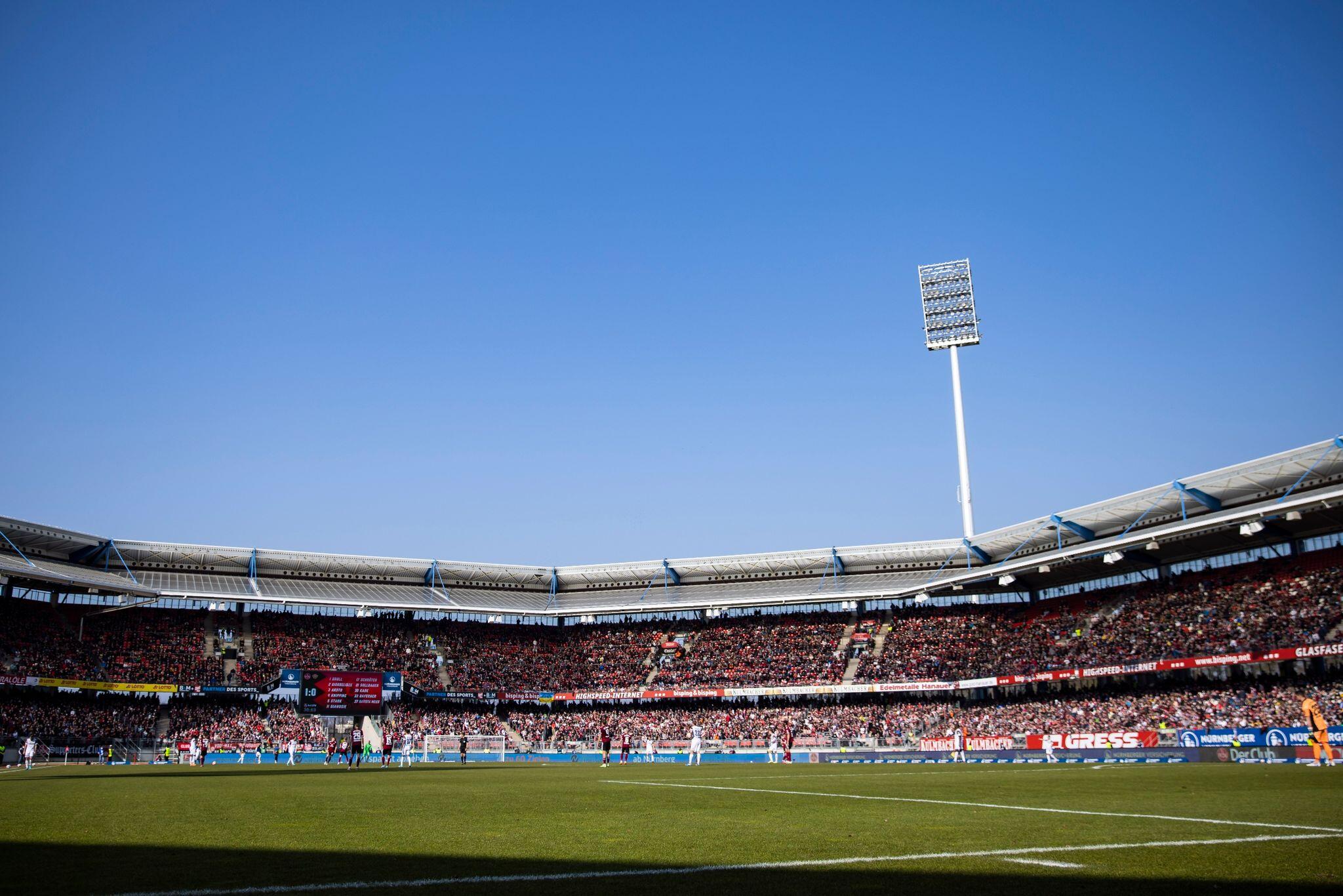 Nürnbergs Fußballerinnen im DFB-Pokal im Max-Morlock-Stadion