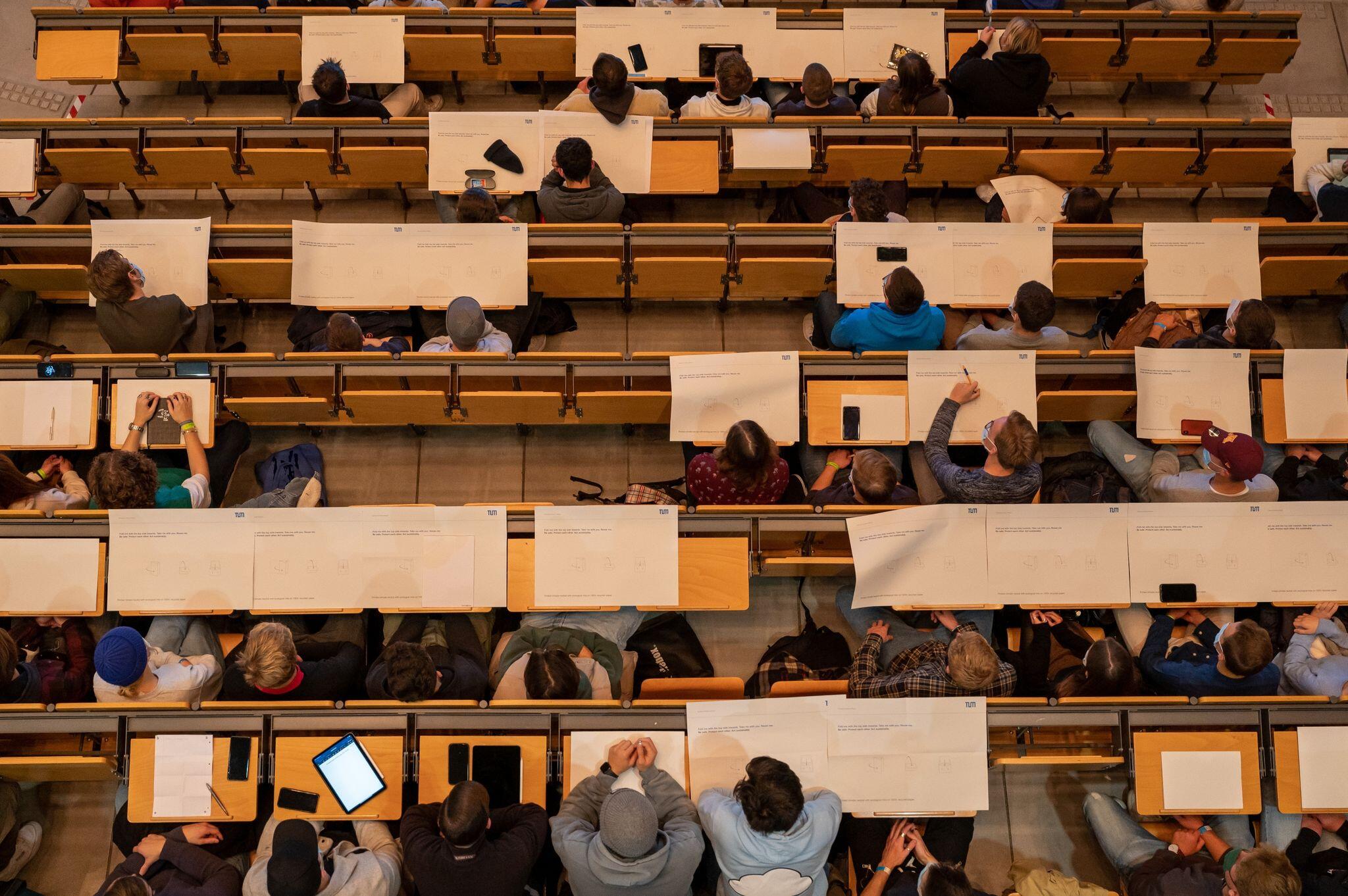 Zulassungsbeschränkte Studiengänge - CHE erklärt Vorgehen