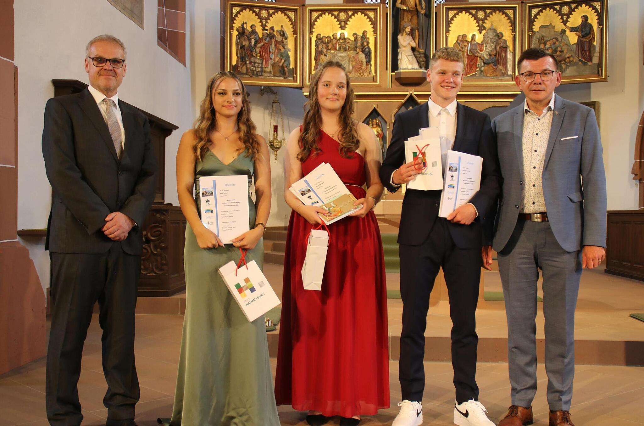 Hammelburg: 59 Schülerinnen und Schüler der Jakob-Kaiser-Realschule ...