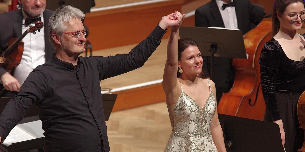 Sonderkonzert der Staatsbad Philharmonie Bad Kissingen mit Katharina Ruckgaber (Sopran) und ...