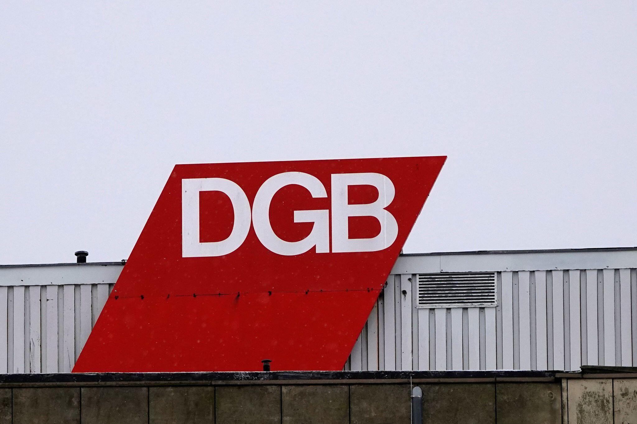DGB Bayern will «Verfassungsviertelstunde» für Unternehmen