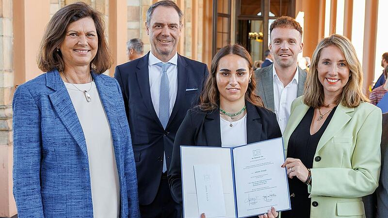 Herausragende Abiturientin Juliana Knaub: Seminararbeit über Opfer des ...