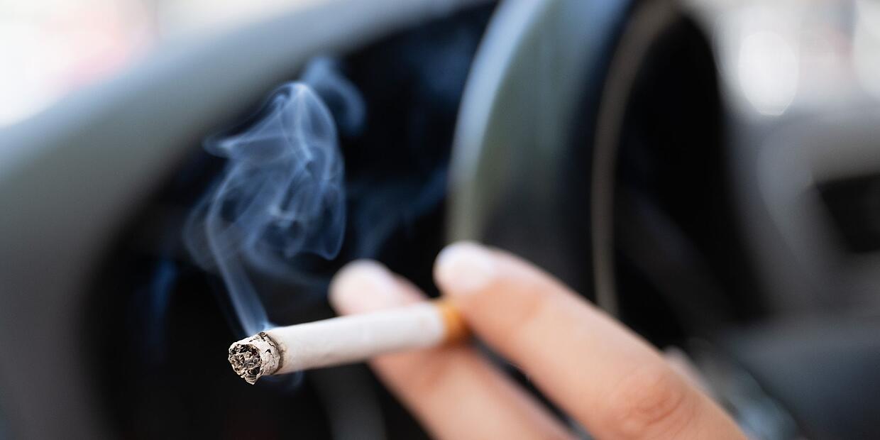 Geplantes Rauchverbot im Auto: Kinderärzte kritisieren Aus