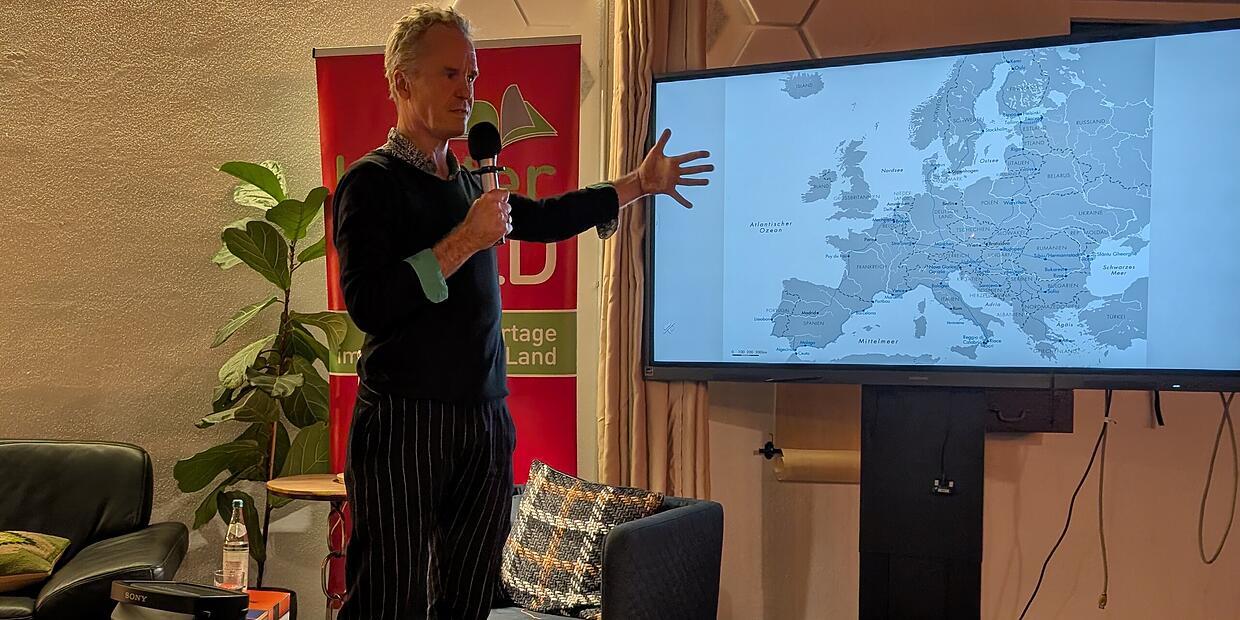 Alex Rühle bei den Forchheimer Literaturtagen Blätterwald