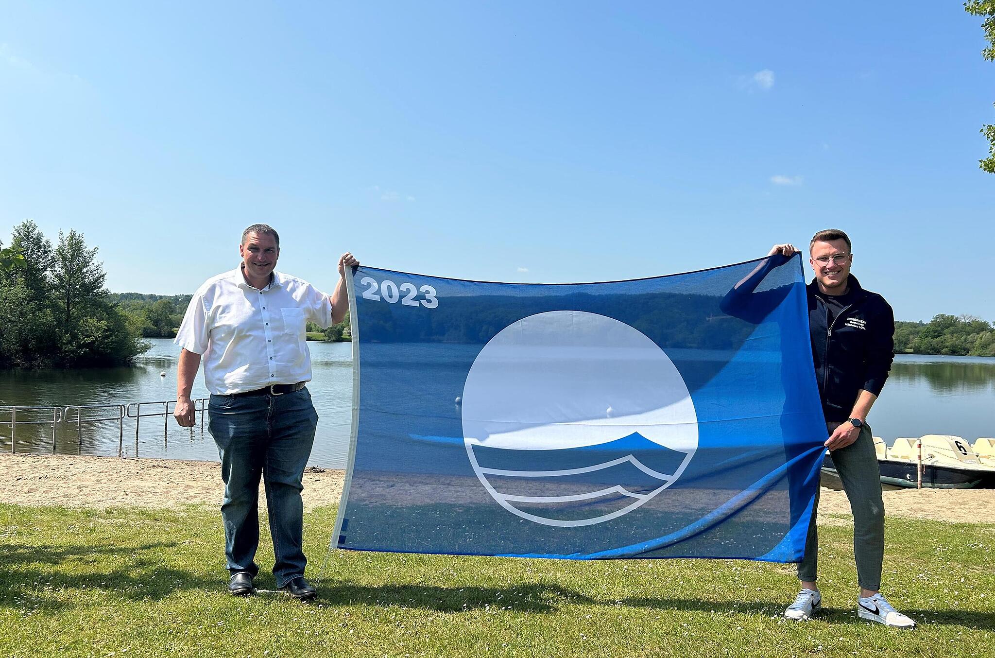 Drei Seen in Bayern dürfen die Blaue Flagge hissen – alle im Landkreis Lichtenfels.