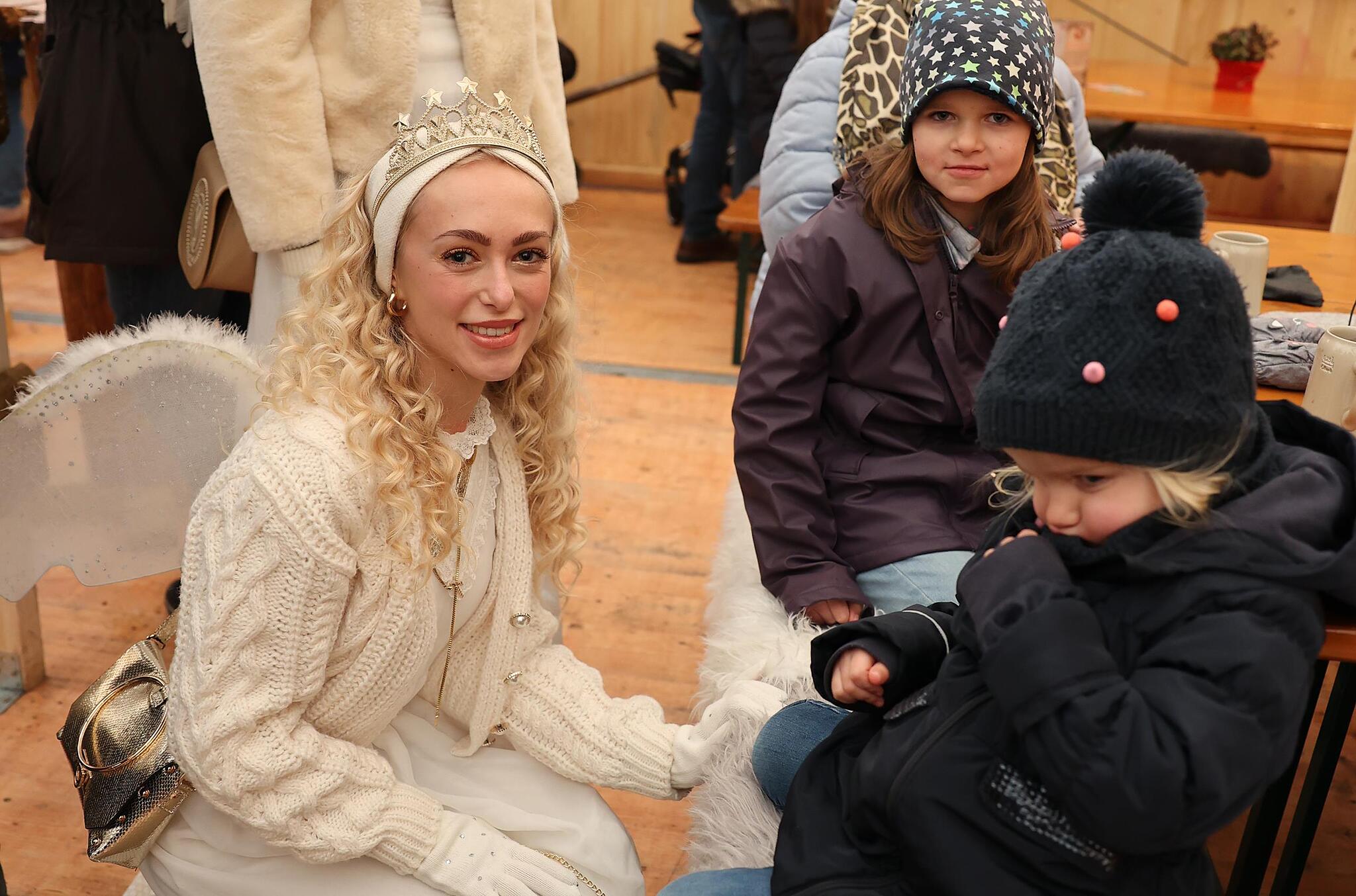 Mit einem Laternenzug durch die Kulmbacher Innenstadt endete der ...