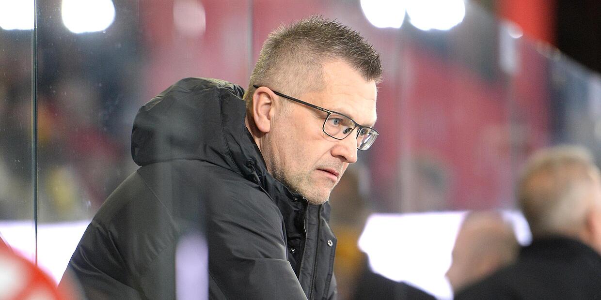 Eishockey: Bayreuth Tigers und der Sportliche Leiter Rainer Schan gehen ...