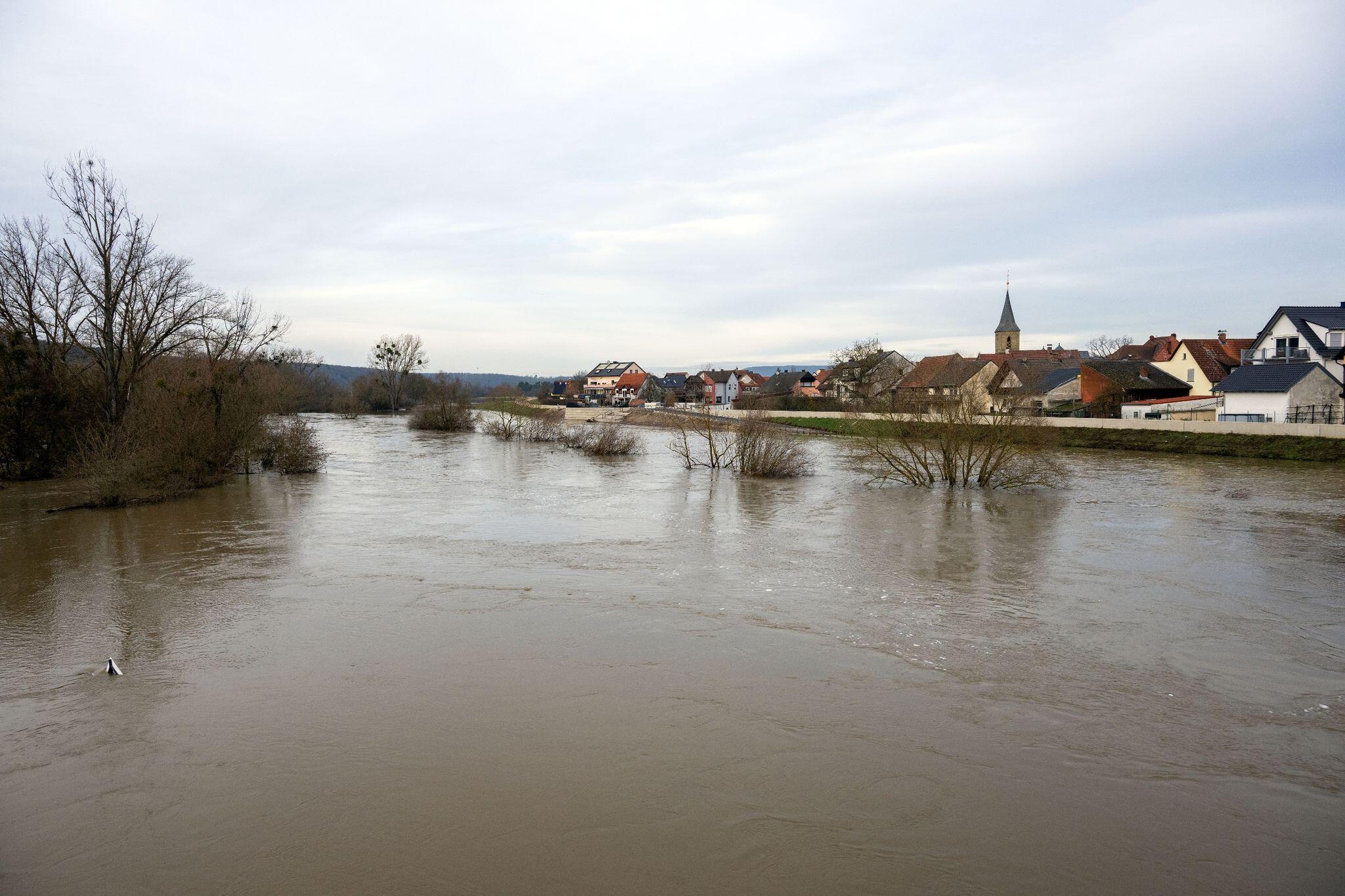 Dauerregen: Hochwasser-Risiko in Franken steigt