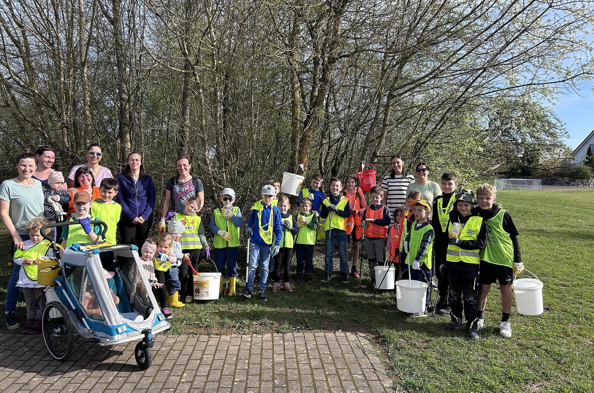 Der Poppenrother Ramadama brachte einiges an Müll zutage